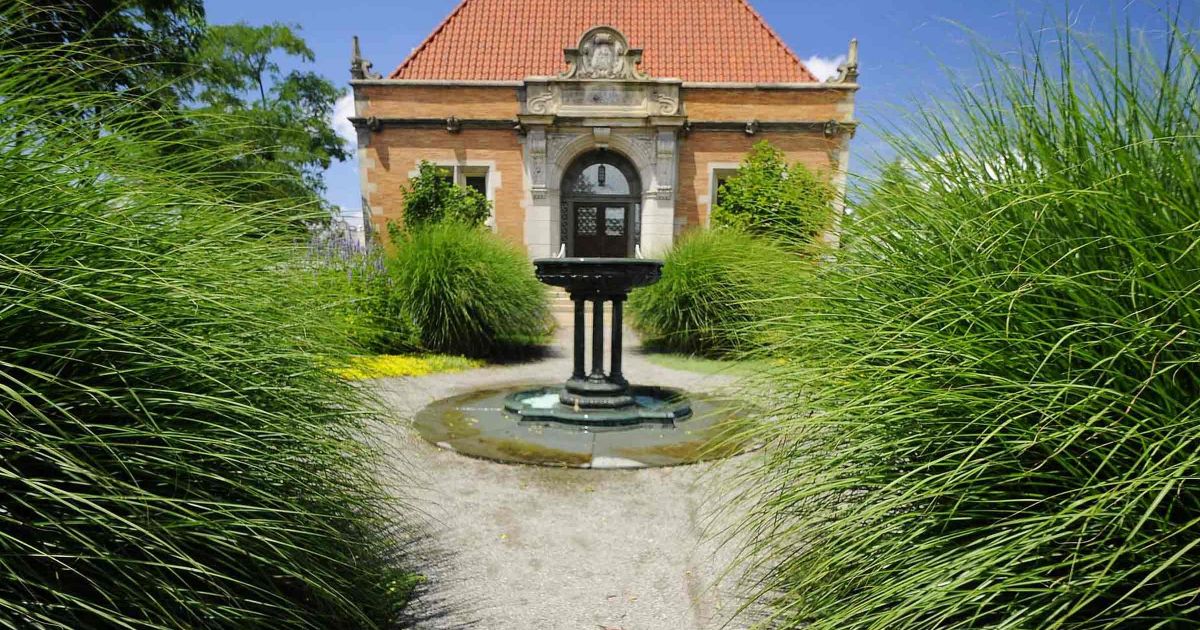 Botany Hall Kitchen | Phipps Conservatory and Botanical Gardens ...
